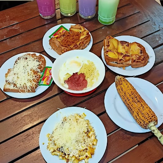 Roti Bakar Beverly Hills: Roti Bakar Premium & Susu Murni Segar di Jogja